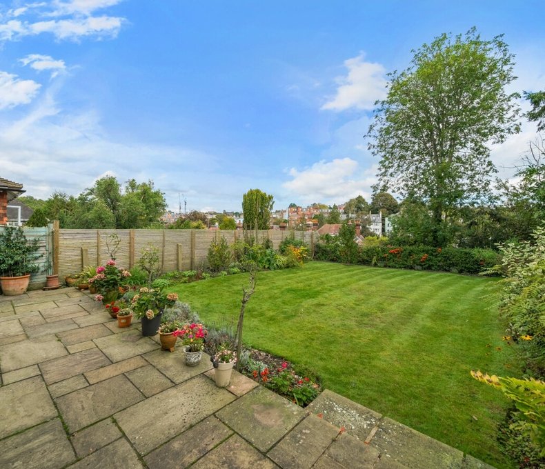 2 bedroom House for sale in Frant Road, Tunbridge Wells | Maddisons ...