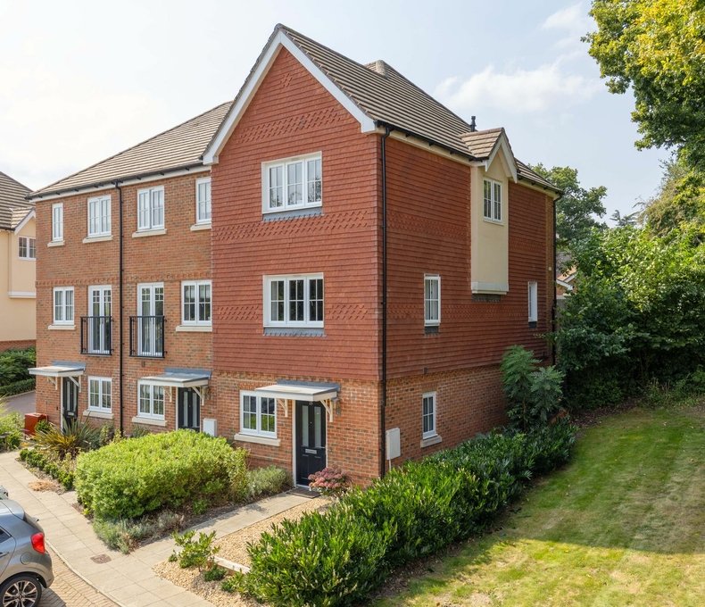 3 bedroom House for sale in Frank Rosier Way, Tunbridge Wells ...